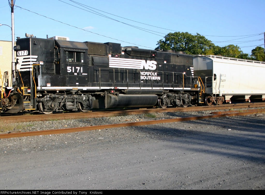 NS 5171 There's something about a Highhood